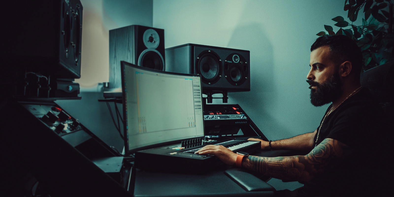 Layering Sounds | Octaton